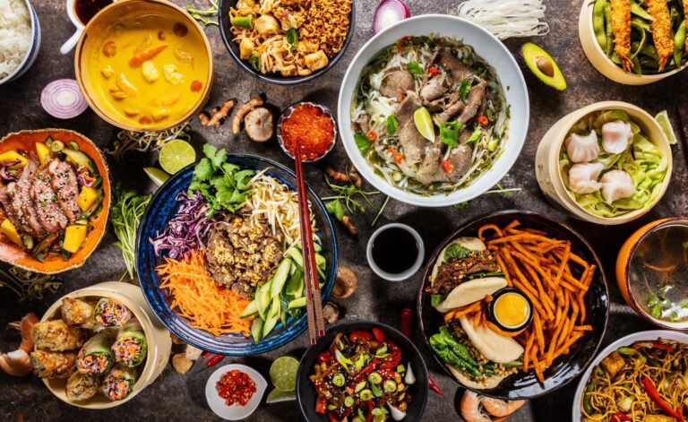 Savourer la Thaïlande: Us et Coutumes à Table | Restaurant Réunionnais